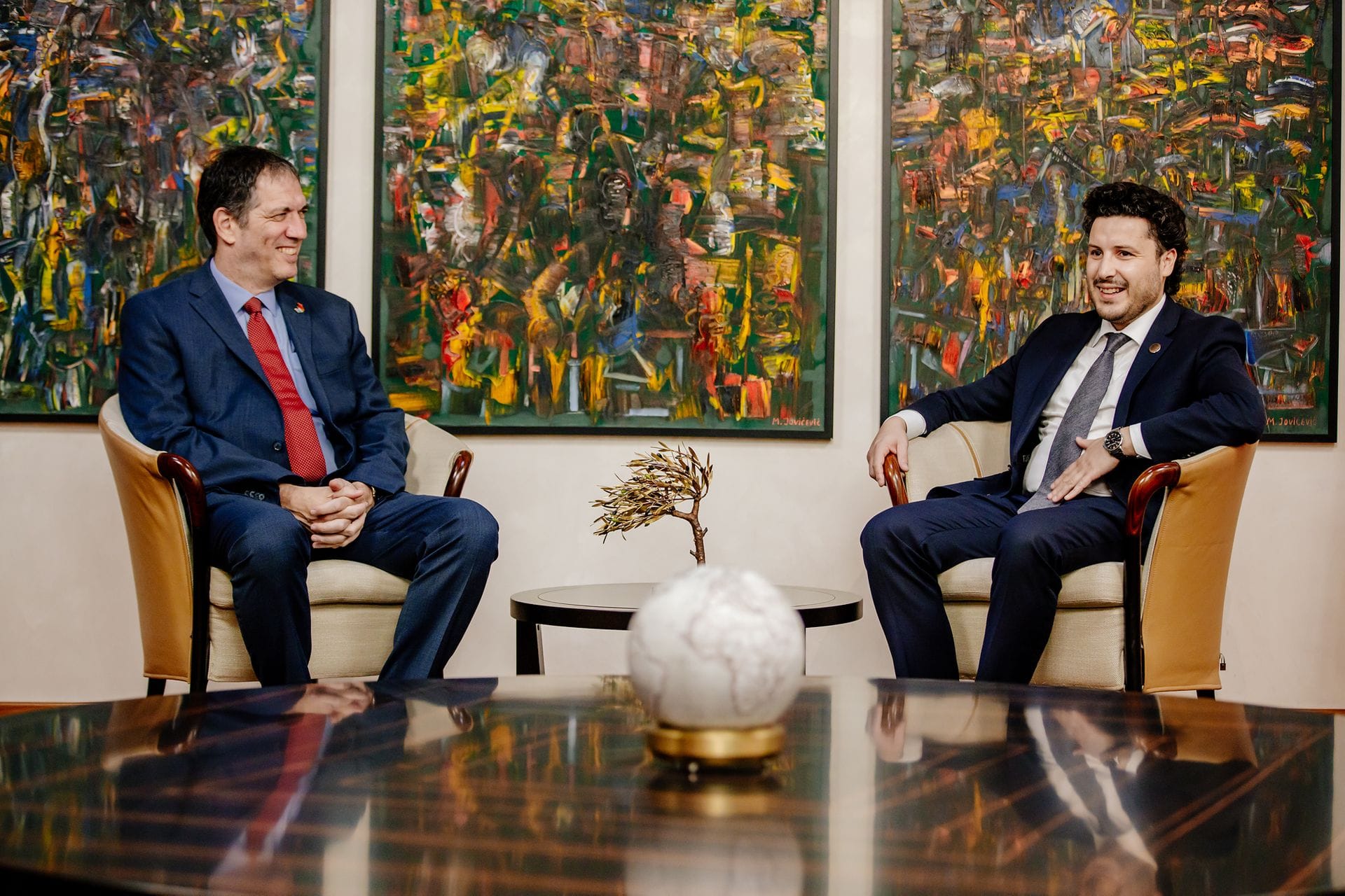 Abazović meets Ambassador of Israel Yahel Vilan