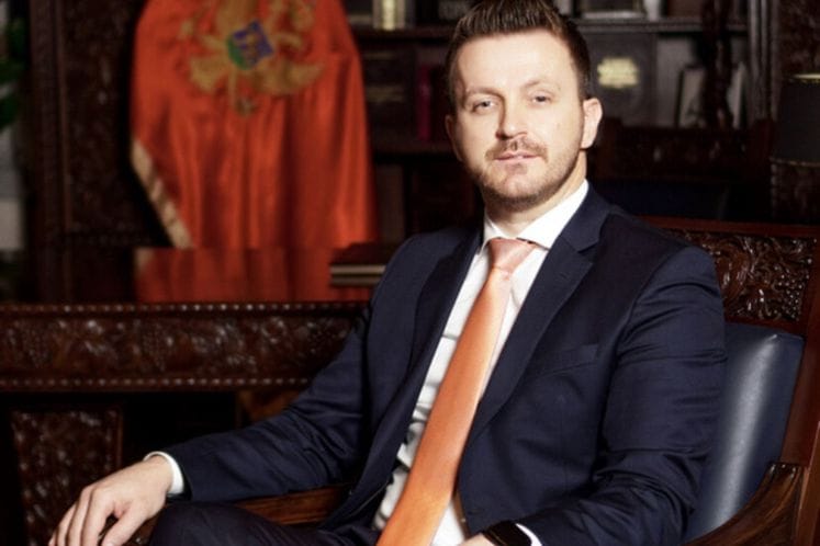 Ministar javne uprave, mr Marash Dukaj, čestitao Bajram