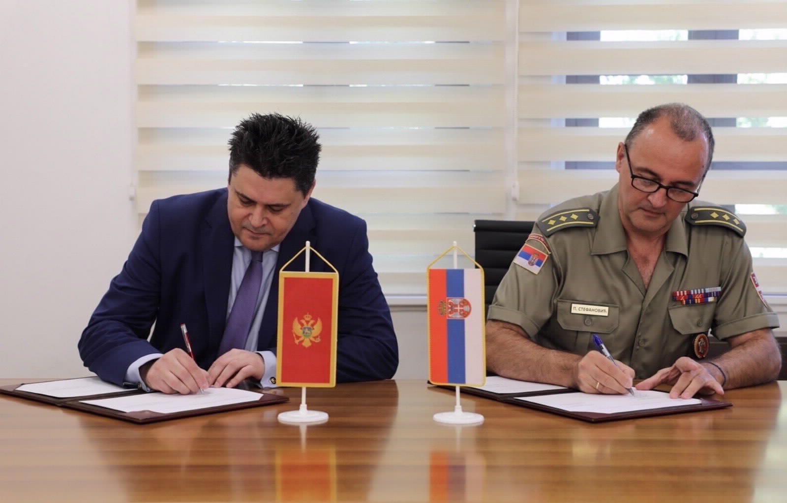 Predstavnici MO i VCG na sastanku sa izaslanikom odbrane Republike Srbije