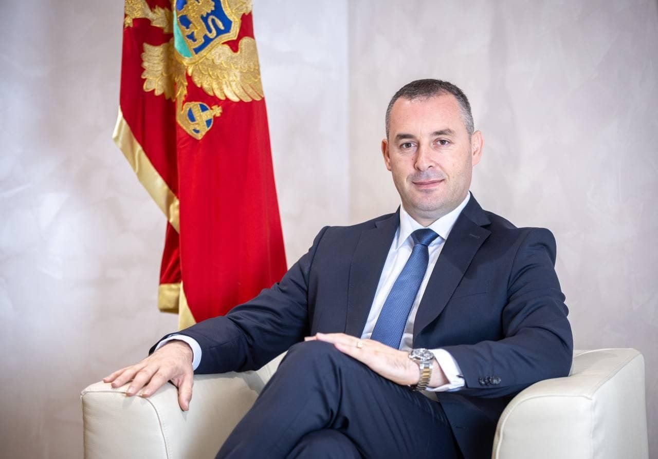 Čestitka potpredsjednika Šćekića povodom Međunarodnog dana studenata