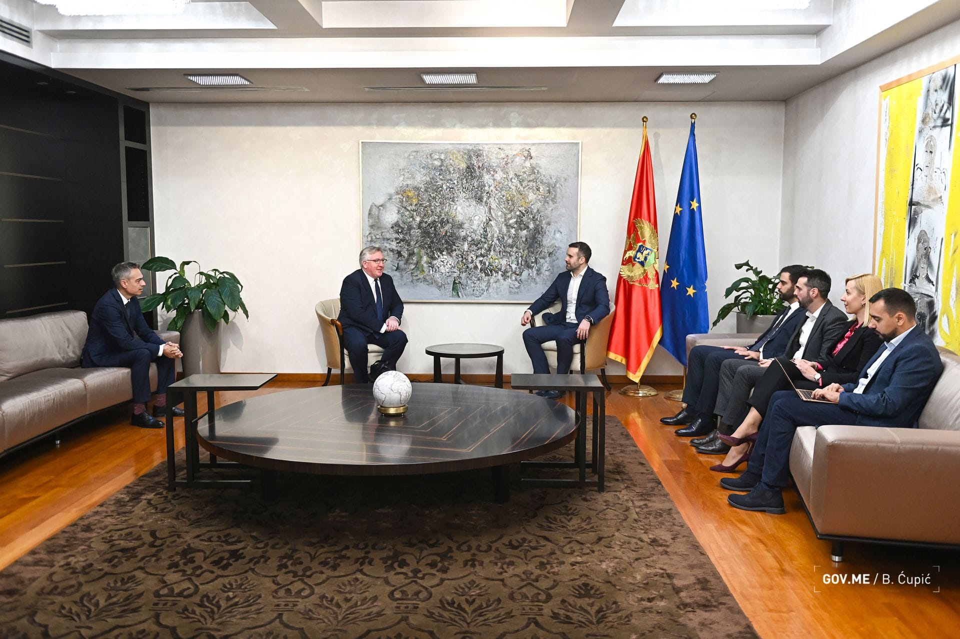 Prime Minister Spajić with representatives of Porto Montenegro