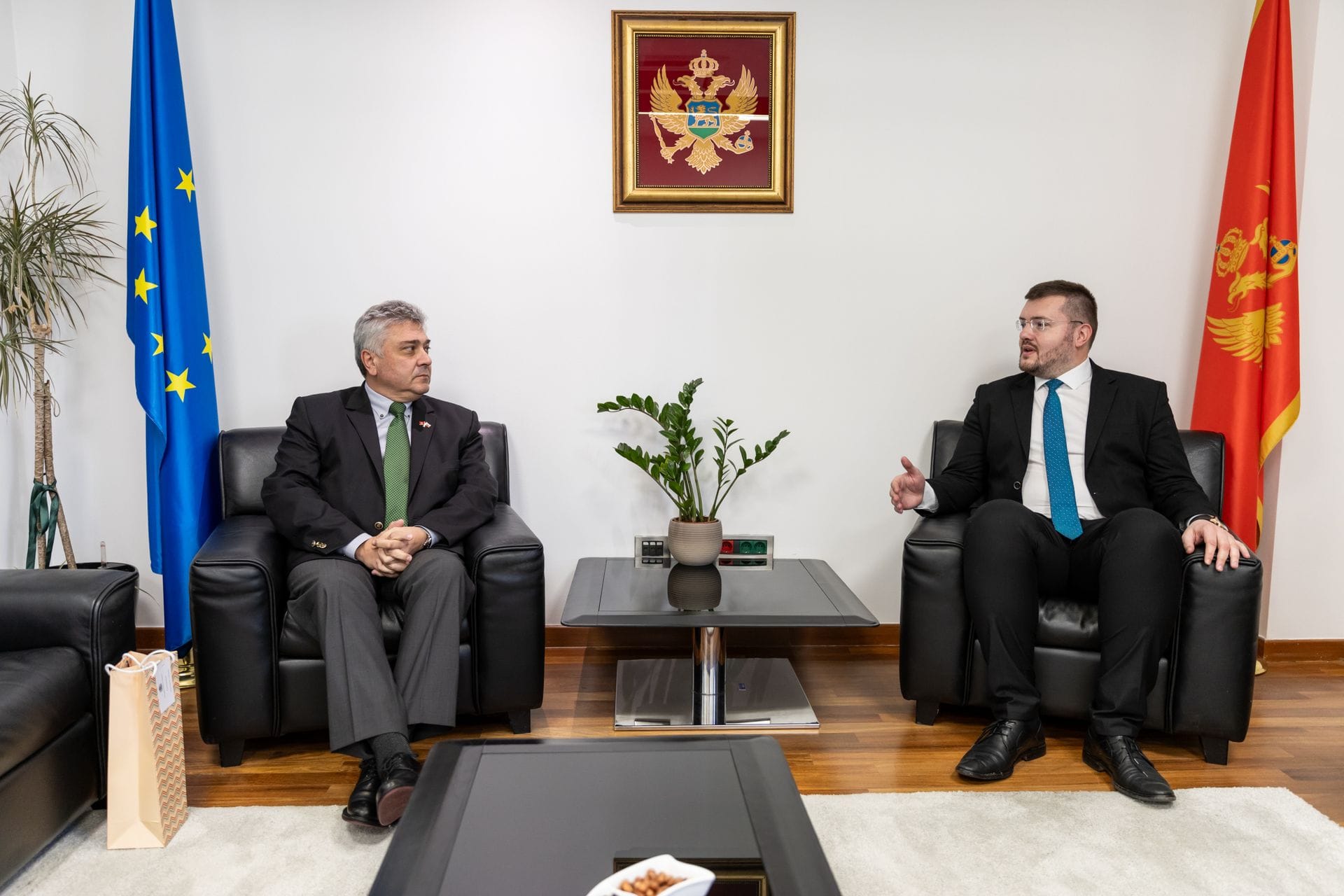 DPM Koprivica meets with Ambassador of Bulgaria to Montenegro
