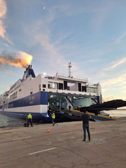 Trial run of Italian company’s ferry docks in Bar on the Bar - Ancona route