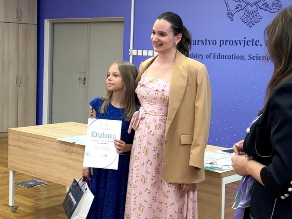 Dodjela nagrada za najbolje likovne i literarne radove na temu ”PORODICA"