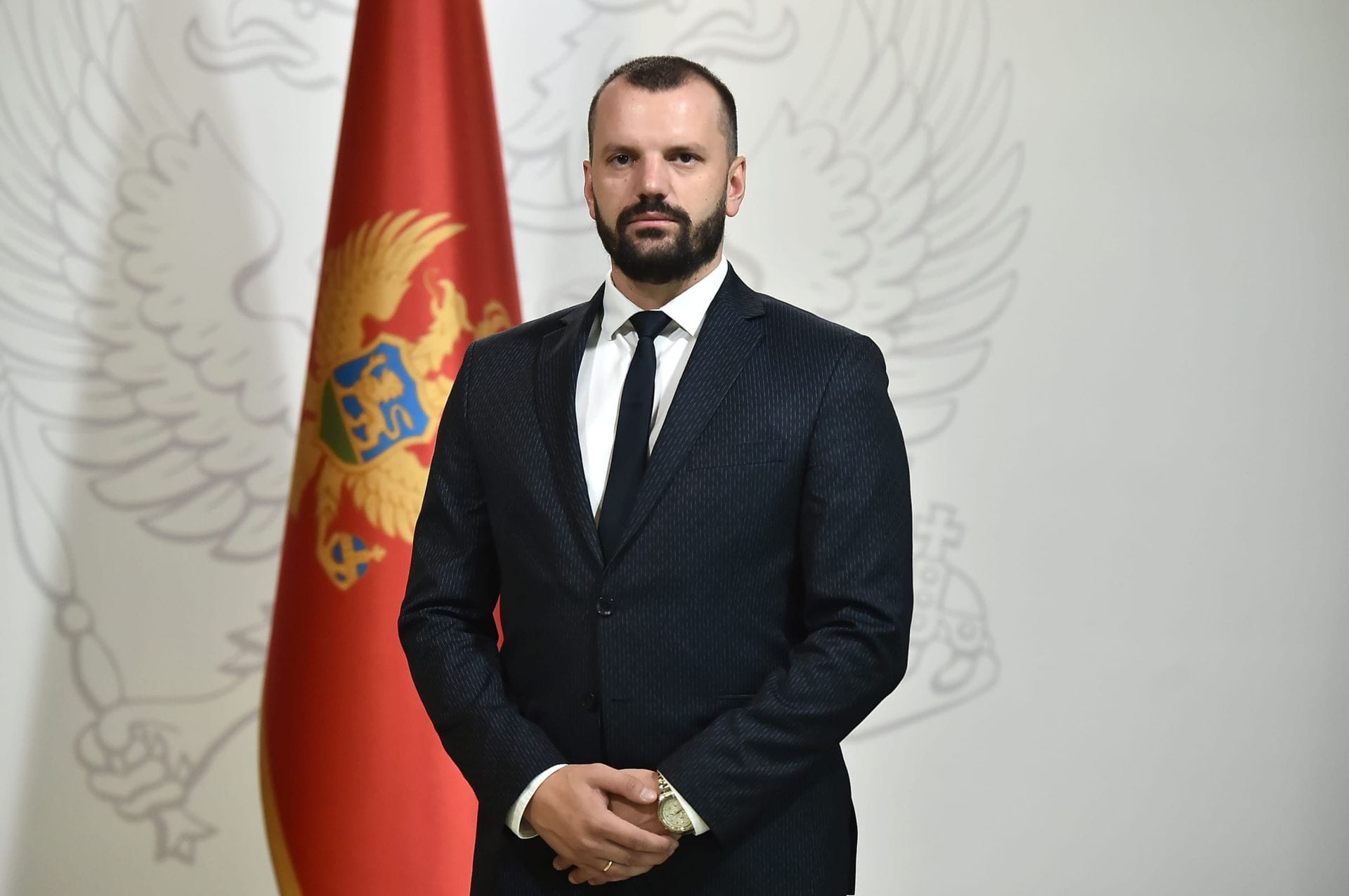 Butorović: Duplirane zarade i rekordna nezaposlenost - Crna Gora 5 ...