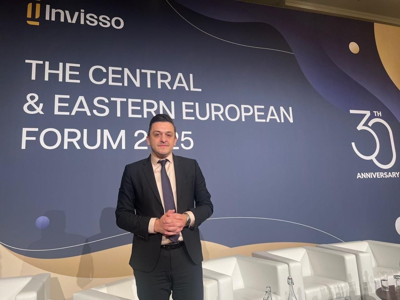 Vuković u okviru Invisso konferencije u Beču sastao se sa brojnim ...