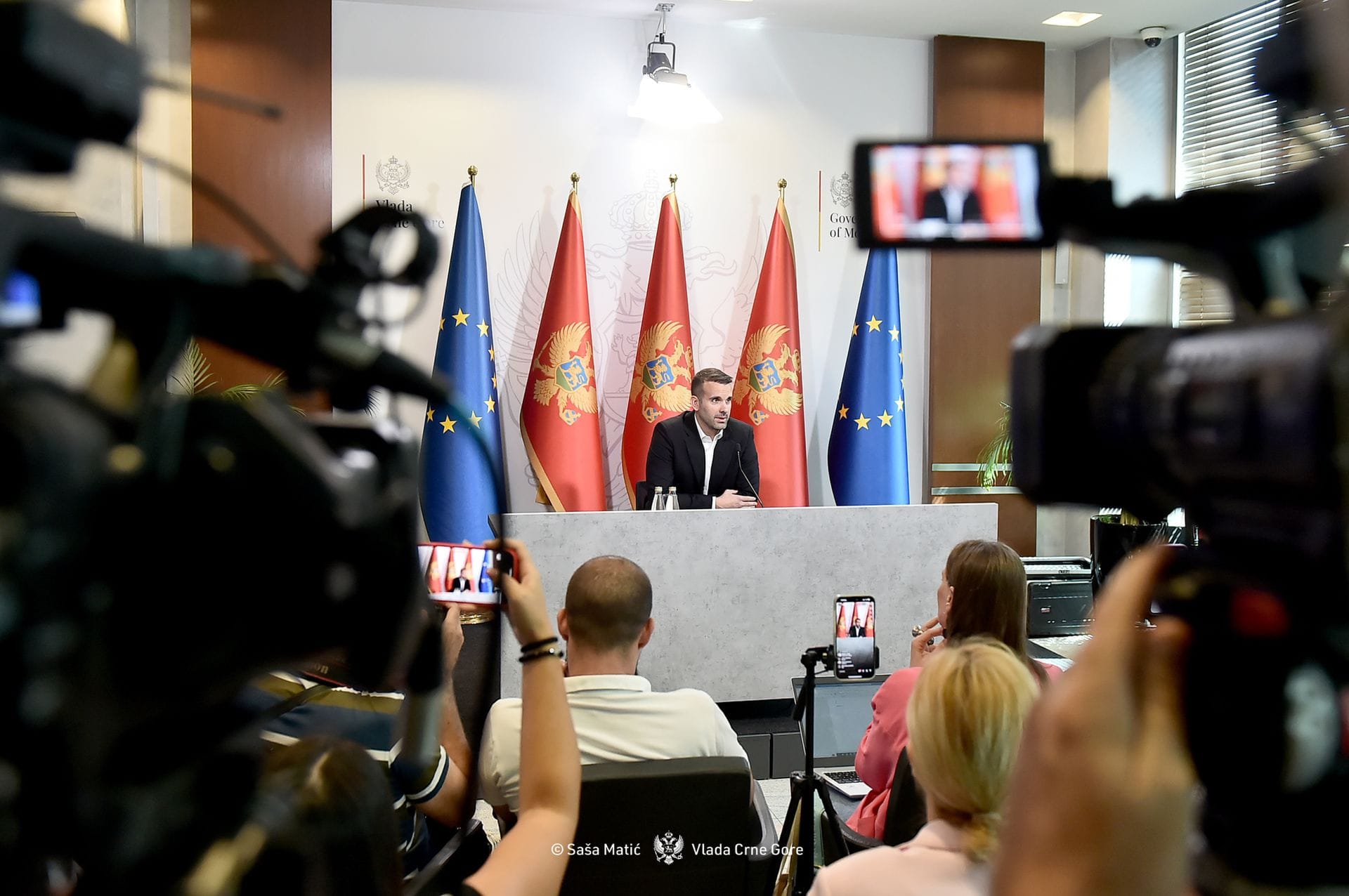 Prime Minister Milojko Spajić extends congratulations on Journalist Day ...